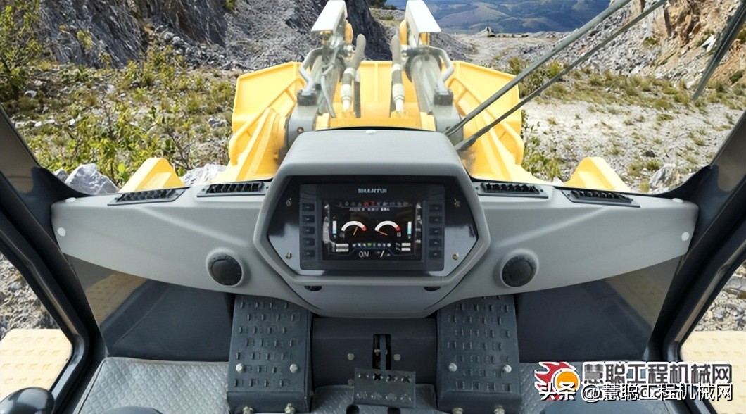 国内首发！山推DL300-G 推装机惊世来袭 - 液压汇