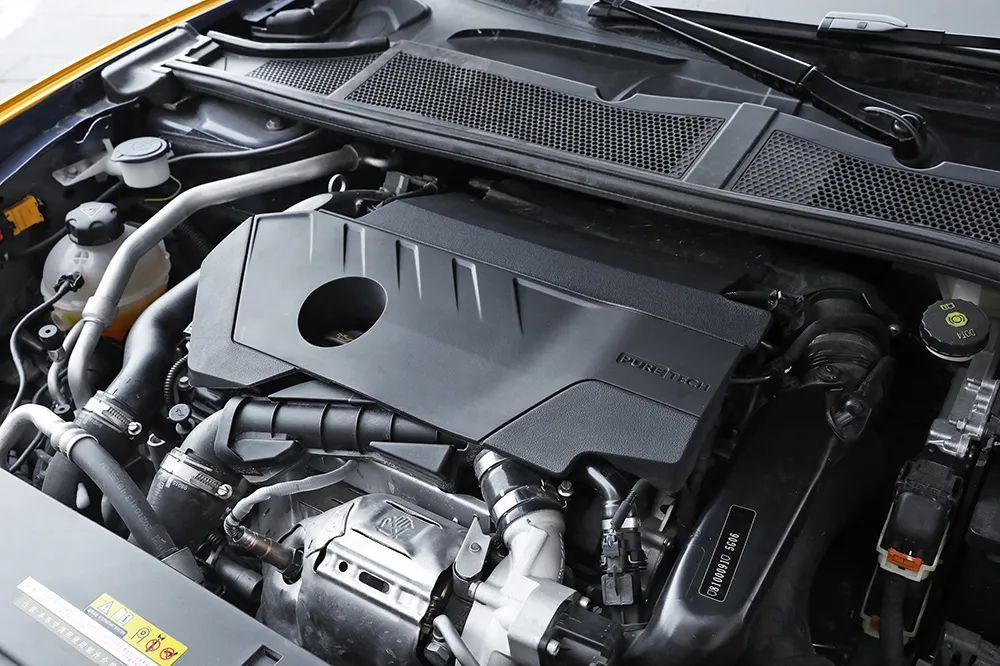 「首试」心动的理由 | 东风雪铁龙 凡尔赛C5 X - 液压汇