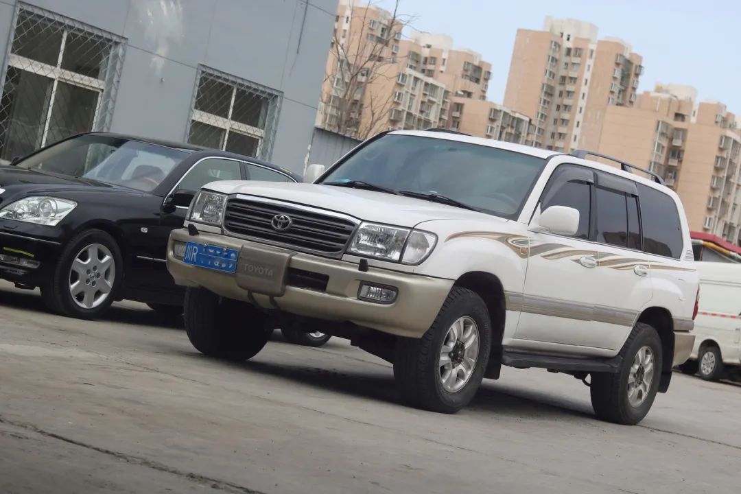 搞来一辆“破烂不堪”的04年LC100，进厂重造翻新，最终满血复活 - 液压汇