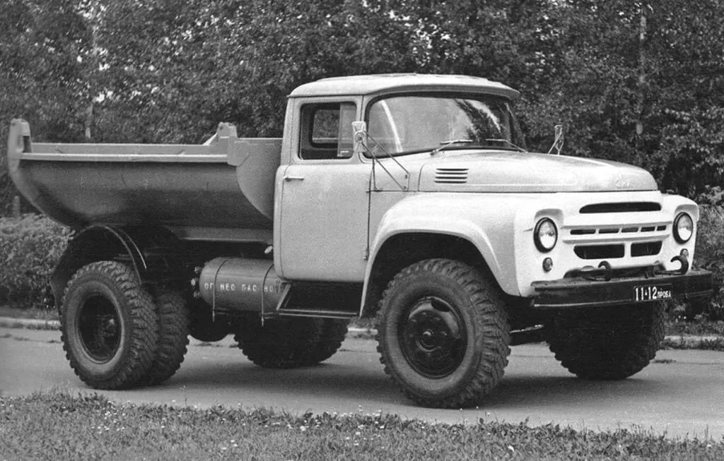 苏联ЗИЛ（ZIL）-ММЗ（MMZ）-555系列自卸车 - 液压汇