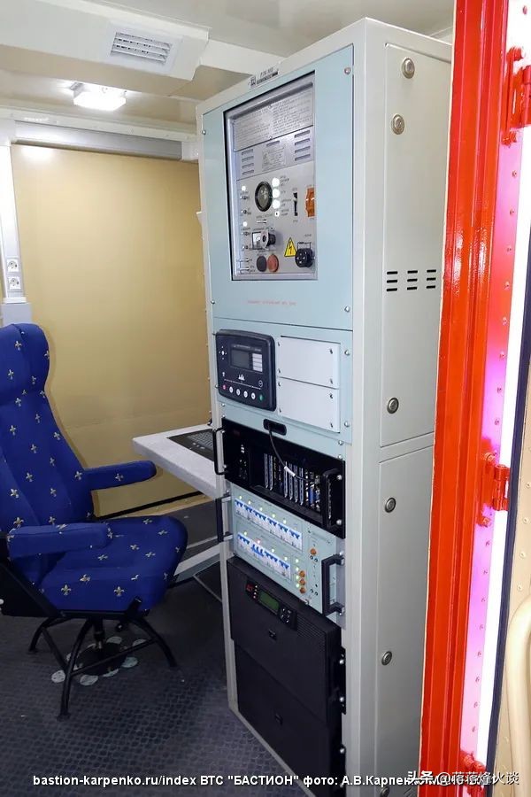 打雁的被雁啄瞎了眼，俄军ROSC-1反无人机系统被无人机炸了 - 液压汇