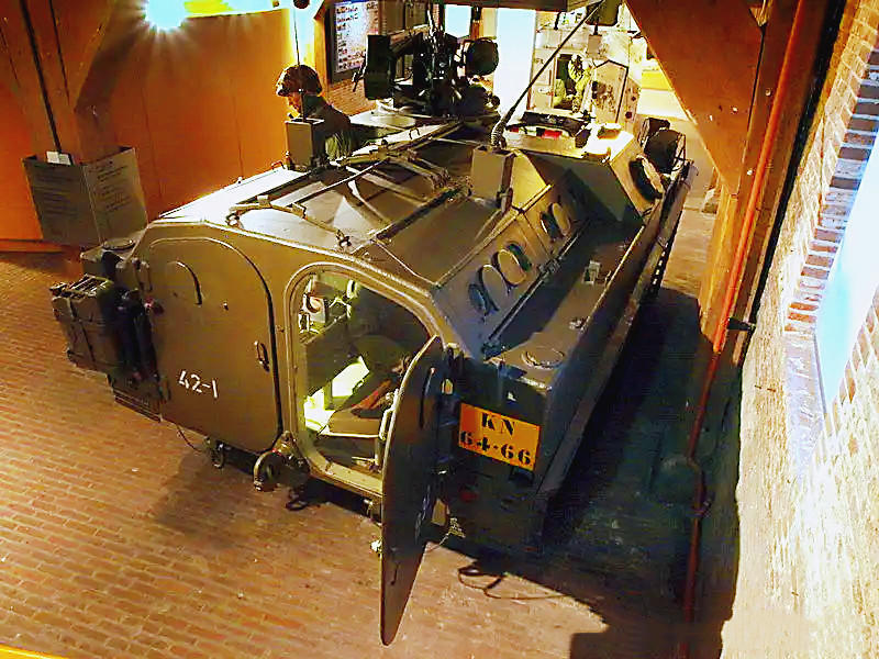 法国AMX-VCI步兵战车 - 液压汇